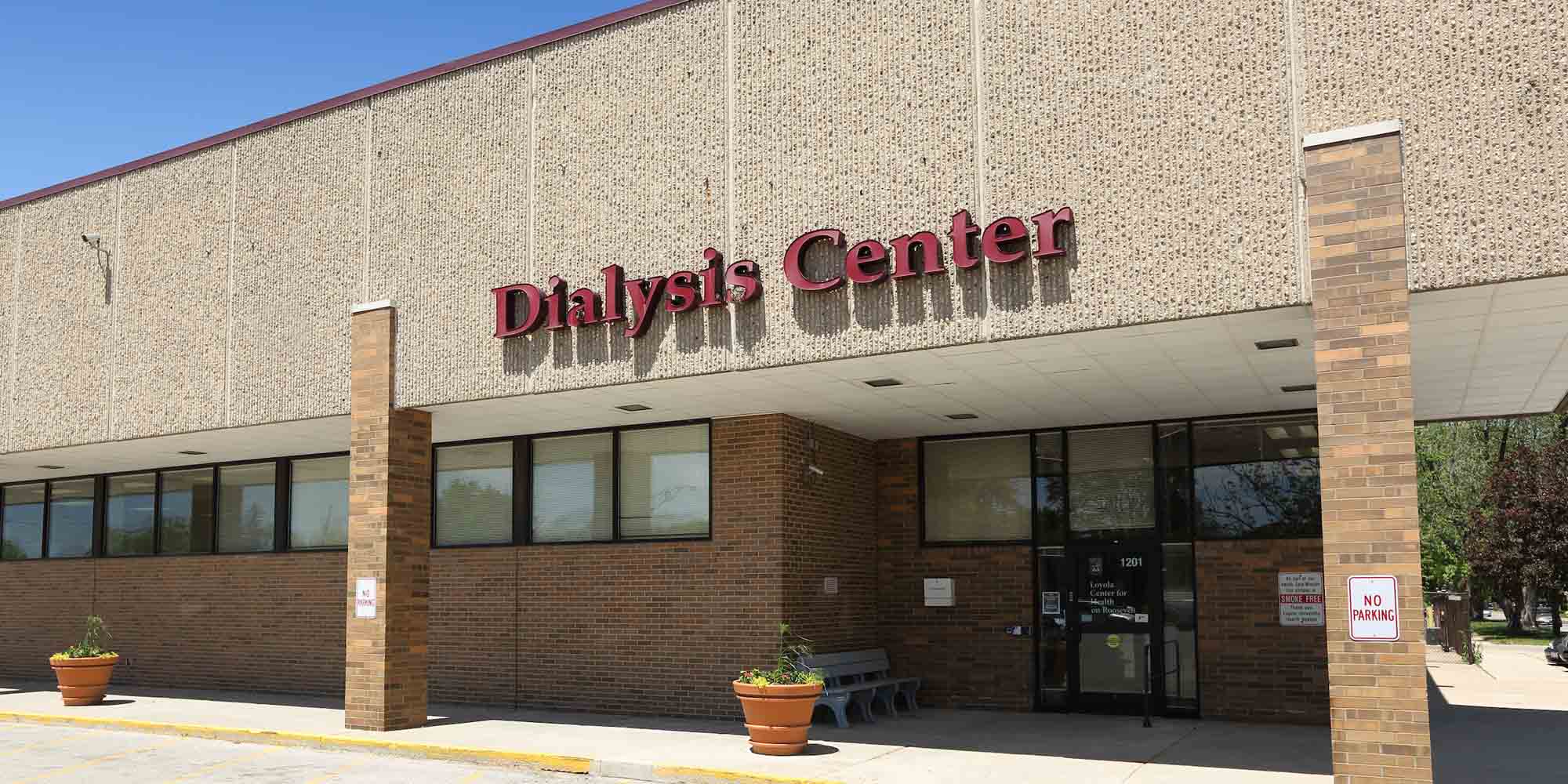 Loyola Center for Dialysis on Roosevelt | Loyola Medicine